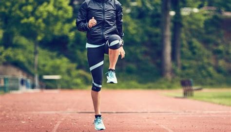 Tổng Hợp Các Kỹ Thuật Khởi Động Trong Bóng Đá Bạn Cần Biết