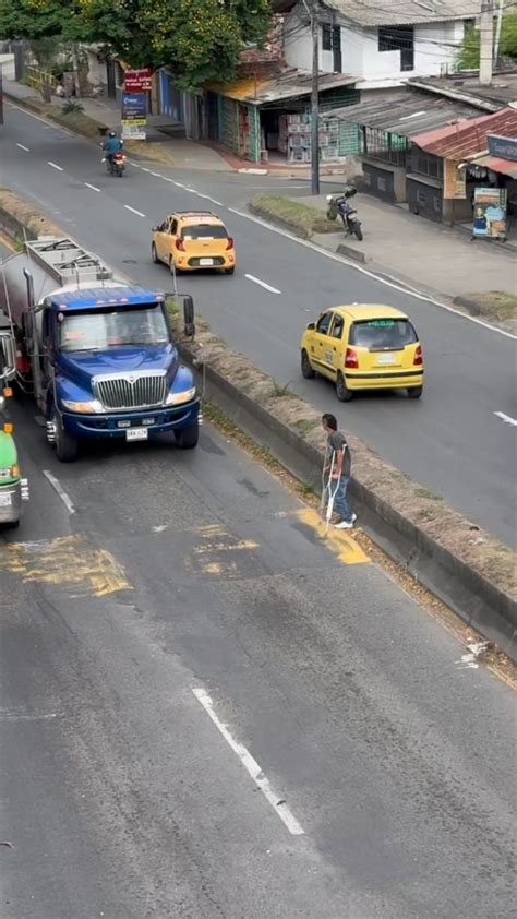 Cejas Rivera A Cuantos Les Pasa Instagram