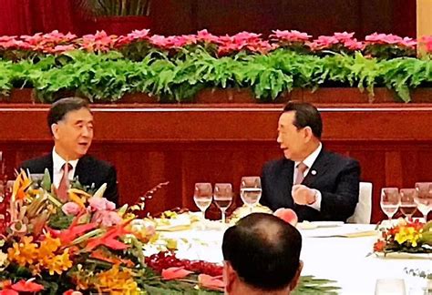 正大集团谢国民资深董事长、谢吉人董事长受邀参加国庆招待会！ 搜狐大视野 搜狐新闻