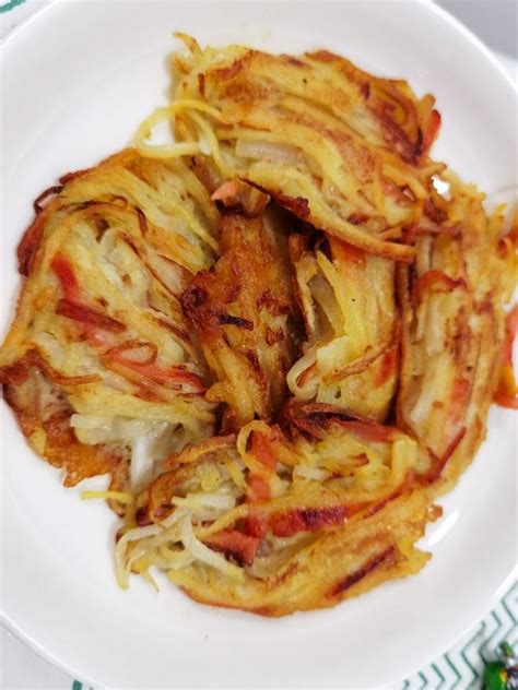 【土豆鸡蛋饼的做法步骤图，土豆鸡蛋饼怎么做好吃】依米 Hua下厨房