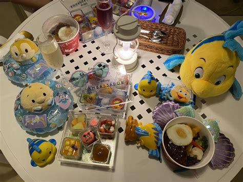 Mimi。 On Twitter 今年も彼氏と一緒にアンバのナイトプールだぁい🐬🫧予約してくれてありがとぅ🐠🫧