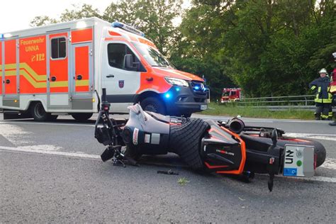 Schwerer Verkehrsunfall Auf Der Hammer Straße Rettungshubschrauber Im Einsatz