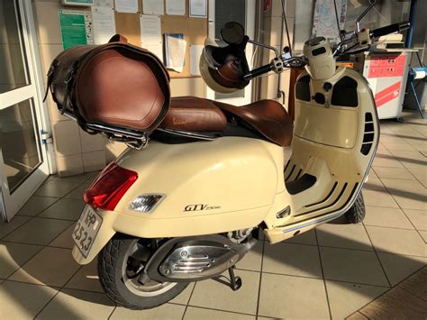 VESPA GTV 250 ie Piaggio BEŻOWA PEREŁKA 7361714486 oficjalne archiwum Allegro