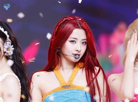 240229 Le Sserafim Yunjin Easy And Smart At M Countdown Kpopping