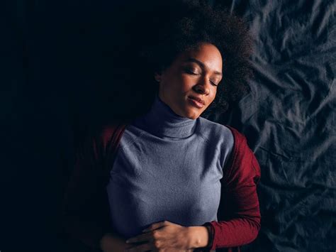 What Are Some Of The Symptoms Of Sickle Cell Anemia