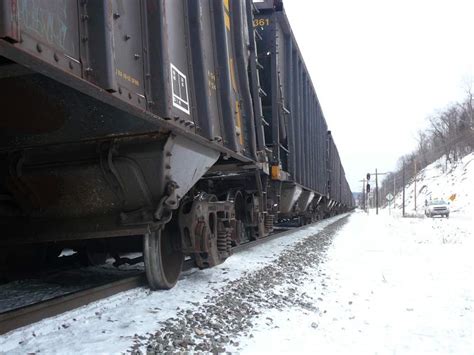 Dnpvtrainderail2012814