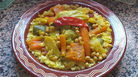 كسكس مغربي🇲🇦 بسبع خضر طريقة سهلة👌🏻 Youtube