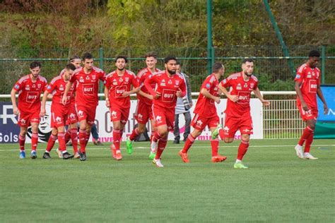Foot Lussa Vertou Aux Portes Du Podium En National 3 Carton De