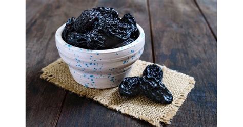 Сушени сини сливи здравословен вариант Български Фермер