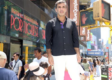 THE FANTASTIC WORLD OF THE PORTUGUESE SARDINE JÁ ILUMINA TIMES SQUARE