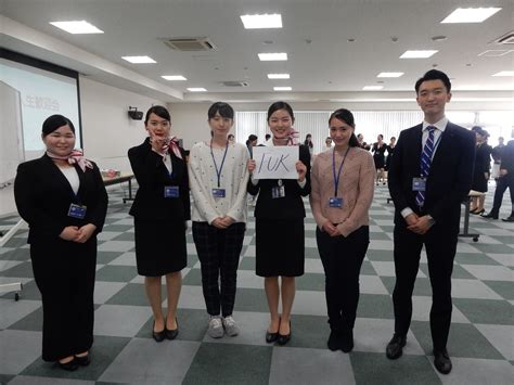 外国語･旅行観光･エアライン・通訳ガイドを学ぶなら、air 国際外語・観光・エアライン専門学校 【エアライン】新入生歓迎会の様子★夢に