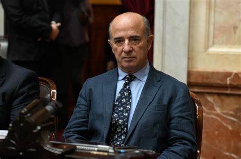 El Diputado Benedit Fue Viral Por Su Oposición A Las “estrellas
