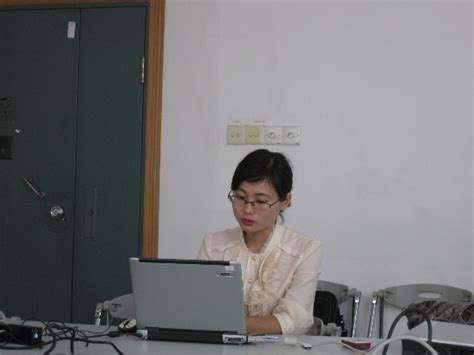 祝贺博士生梁婕顺利通过博士论文答辩！ 湖南大学环境科学与工程学院
