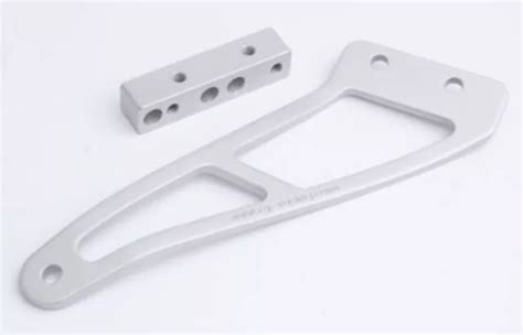 ATTACHES DE POT D Chappement R G Pour Yamaha Yzf R6 2003 2005 Argent