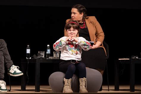 ОЛЕНА ЗЕЛЕНСЬКА ВЗЯЛА УЧАСТЬ У КОНФЕРЕНЦІЇ «ВІЙНА РОСІЇ ПРОТИ ДІТЕЙ ЩО ВІДБУЛАСЯ В ЛАТВІЇ