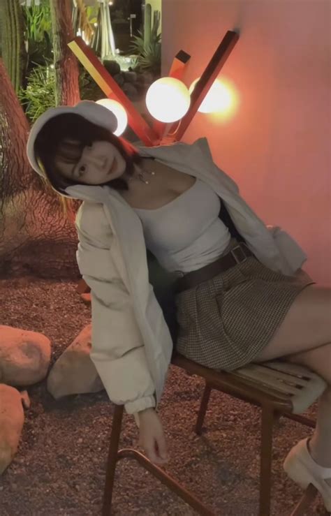 正妹 大眼 147公分 Ptt表特板