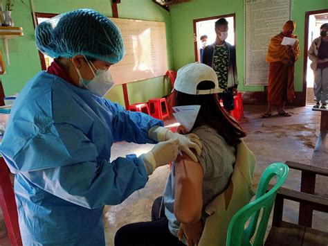 ပင်လုံမြို့တွင် ကိုဗစ် ၁၉ ရောဂါ ကာကွယ်ဆေးဆက်လက်ထိုးနှံ Information And Public Relations Department