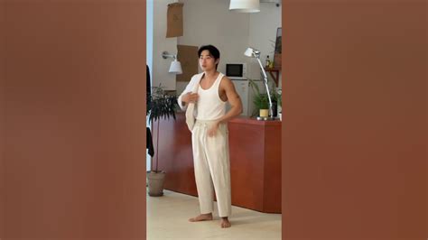 Moaa의 아이보리 린넨 셋업이 높은 할인율로 판매중입니다 지금바로 피에 온라인에서 만나보세요 남자코디 남친룩 Youtube