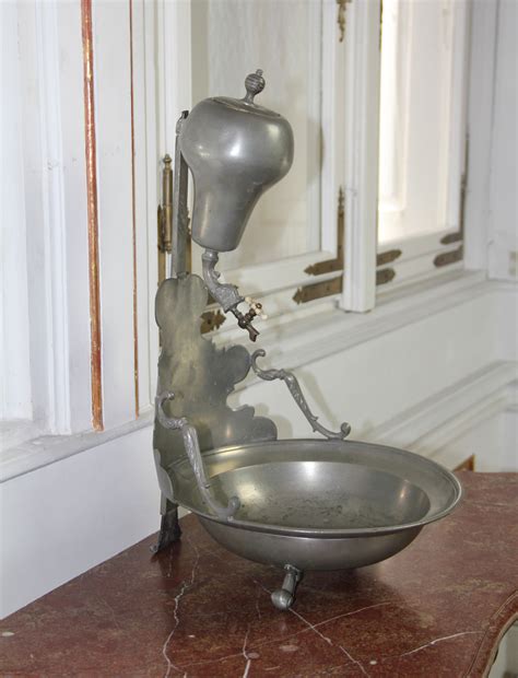 Klo Oder Toilette Wasser Badezimmer In Zeiten Des Barocks
