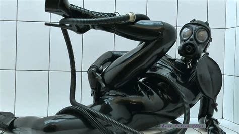 Pervers Rubber Slut And Her Toys Part 2 Of 2 The Gas Mask Game