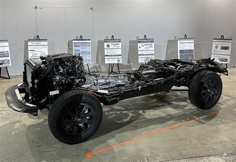 新型ランドクルーザー250 日本仕様のエンジンはこれ！ 1gd Ftv型＆2tr Fe型 画像ギャラリー 8枚目 全12枚