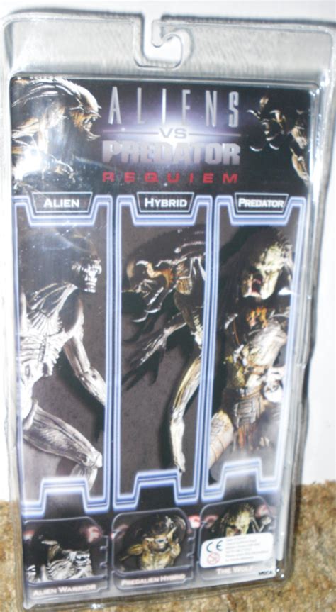 NECA Aliens Vs Predator Requiem Hybrid New In Pontypridd Rhondda Cynon Taf Gumtree