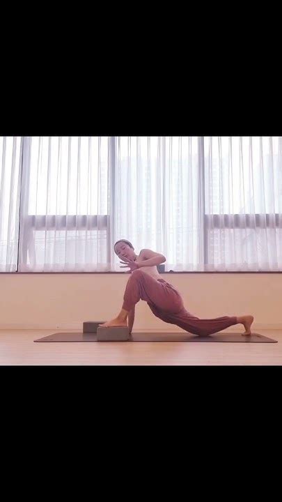 요가 블럭활용 Yoga 요가 고관절운동 고관절스트레칭 Youtube
