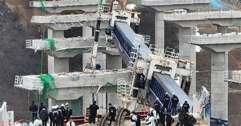 전진형 장비로 후진”‘서울·세종고속도로 교각 붕괴 현대엔지니어링·도로공사 등 7명 입건