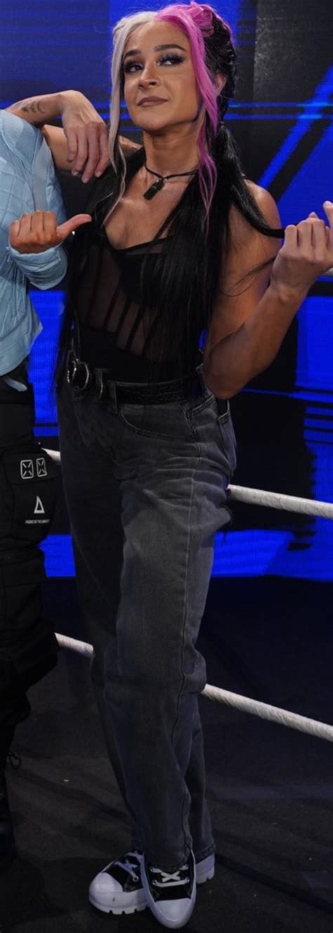Dakota Kai Looking Sexy And Hot On Smackdown 1 By Dragonmatt600 On