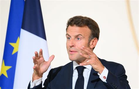 Immigration Emmanuel Macron Annonce Un Projet De Loi Pour Début 2023