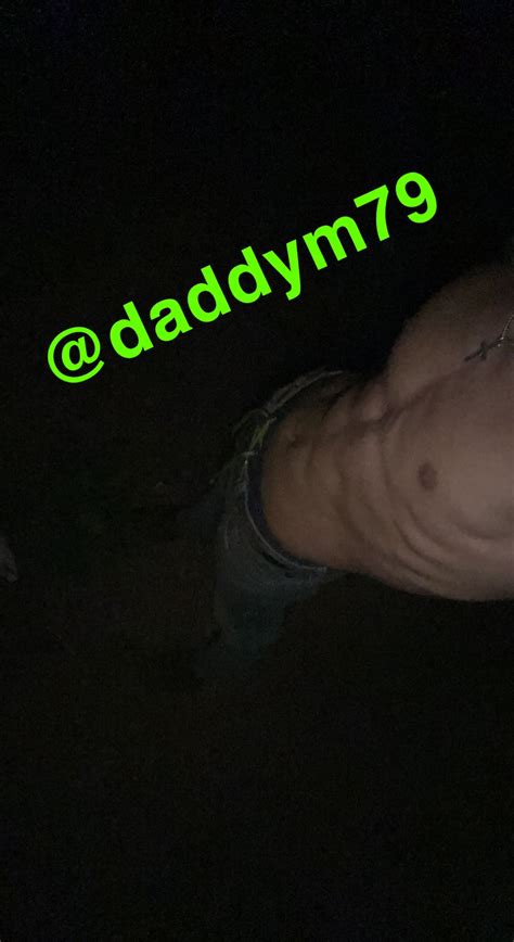 Daddy M Top On Of On Twitter If Yall Would Like To Help Fund My Beach Trip Just Send
