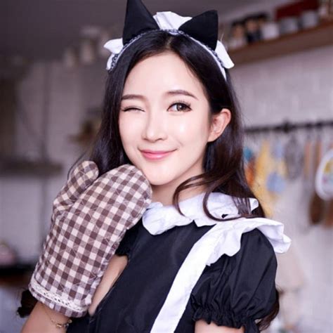 “5年归来，他惊喜发现：有个漂亮老婆和女儿！”“仔细一想，我离开时好像是单身。。”02