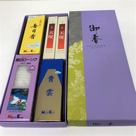 目立った傷や汚れなし540 保管品 日本香堂 毎日香 線香 仏具 毎日ローソク 青雲 白檀 天壇 お香 御香 ギフト 法事 お彼岸 の落札