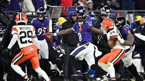 Browns Vs Ravens Recap Baltimore Covers Spread Beats Cleveland 35 10
