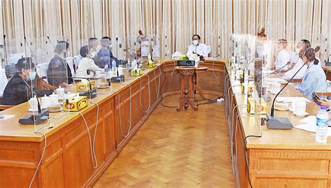 ပြည်ထောင်စုဝန်ကြီး ဒေါက်တာသက်ခိုင်ဝင်း Dr Sean Hewitt ဦးဆောင်သောကိုယ