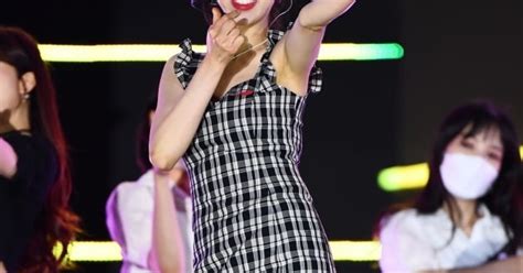 포토 라붐 지엔 예쁨 가득 담은 미소~