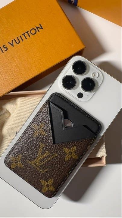New Louis Vuitton Magsafe Wallet Porte Cartes Magnet In Monogram