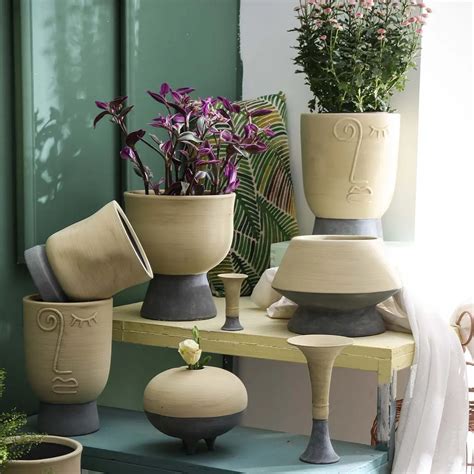 Durable Garden Pots Wholesale Ceramic Planters Manufacturer