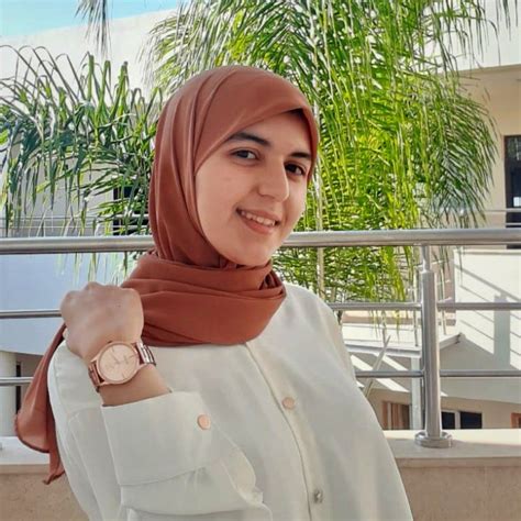 Zaynab 💻 📈 Medium