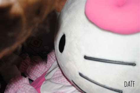 Draw Away The Fat Hello Kitty Gallery Vip Opening Night