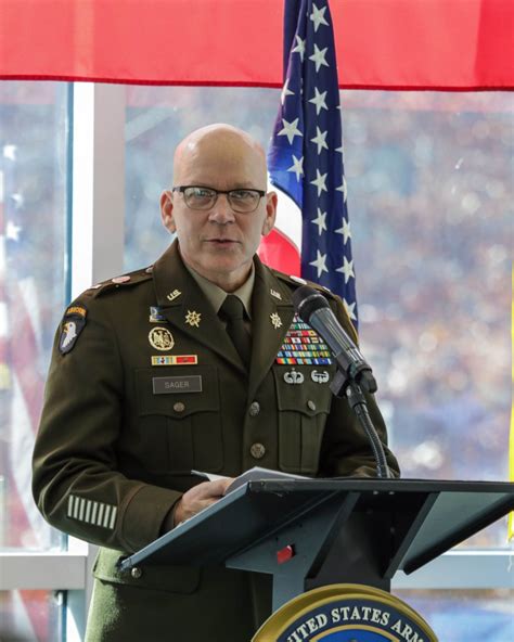 Inscom Welcomes New Command Chief Warrant Officer Article The United States Army