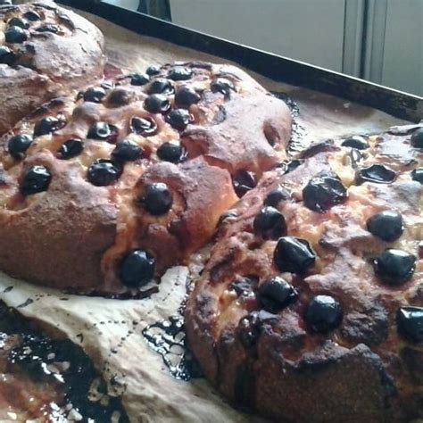 Micca O Mecca Con Uva Fresca Il Pane Del Contadino