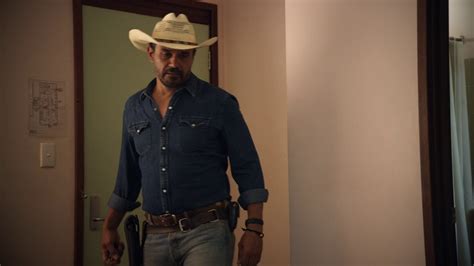 Auscaps Aaron Pedersen Shirtless In Mystery Road 1 03 Chasing Ghosts