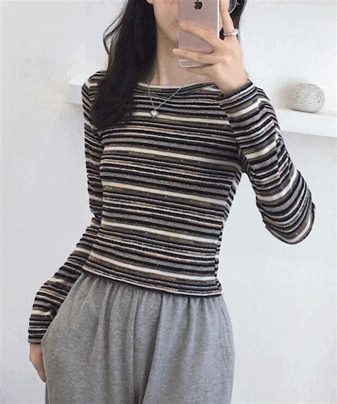 [당일출고] 히피 빈티지 줄무늬 크롭 니트 긴팔티 키작녀 키큰녀 스트라이프 단가라 봄 여름 가을 겨울 사계절