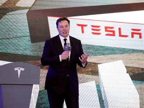 Elon Musk Vende Otra Vez Acciones De Tesla Por 3 Mil 600 Mdd