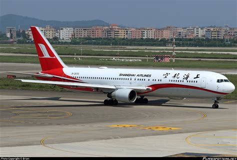 B 2570 Shanghai Airlines Boeing 767 36D Photo By Brian ID 884580
