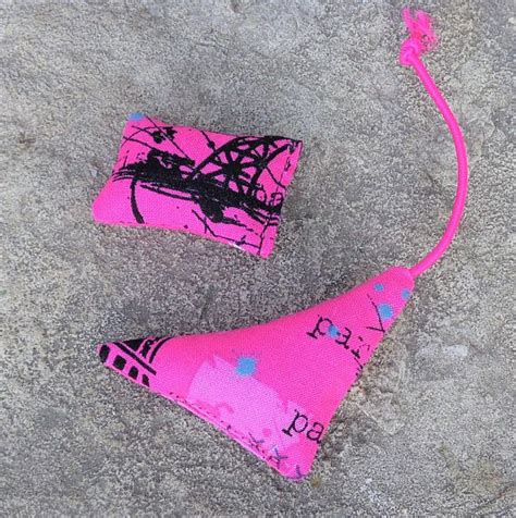 Hot Pink Cat Toys Small Organic Catnip Paris T Set Pink Cat Paris Ts Hot Pink