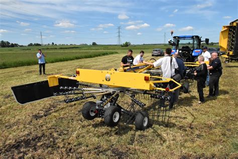 Zielonka od A do Z według New Holland News Agrofoto pl Forum