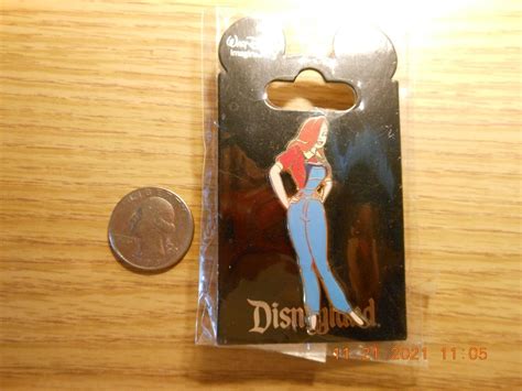 Wdi Jessica Rabbit Pin Le 150 Disneyland Attractions Costume Toon Town