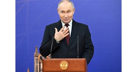 Путин наградил двух свердловчан медалью «За труды в культуре и искусстве Новости Mail